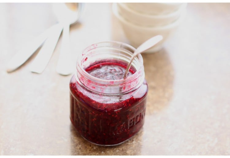 Scrumptious Berry Sauce - Real Recipes from Mums
