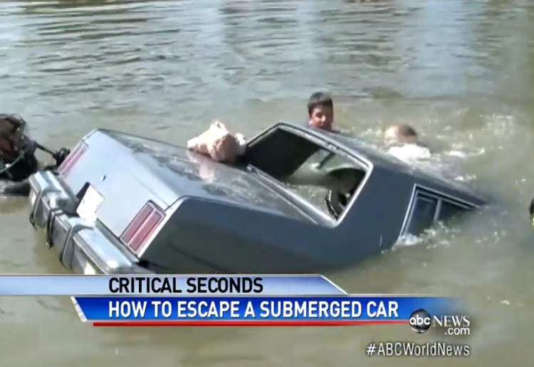How to safely escape a sinking car - Mouths of Mums